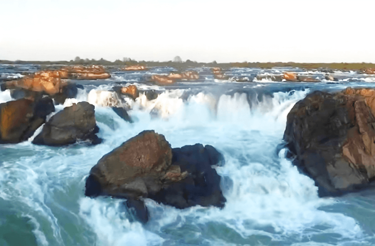 Lbak Khaon Sophamith: Discover Travel Attraction In Stung Treng